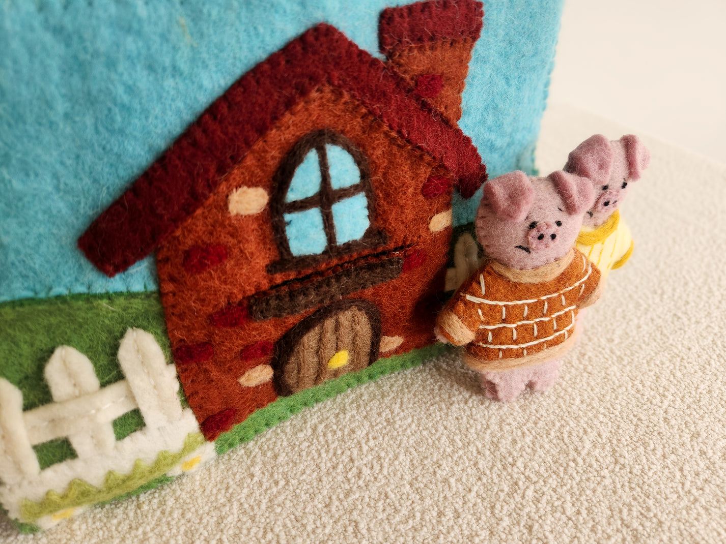 The Three Little Pigs - Finger Puppet Set – Chasing Whimsies